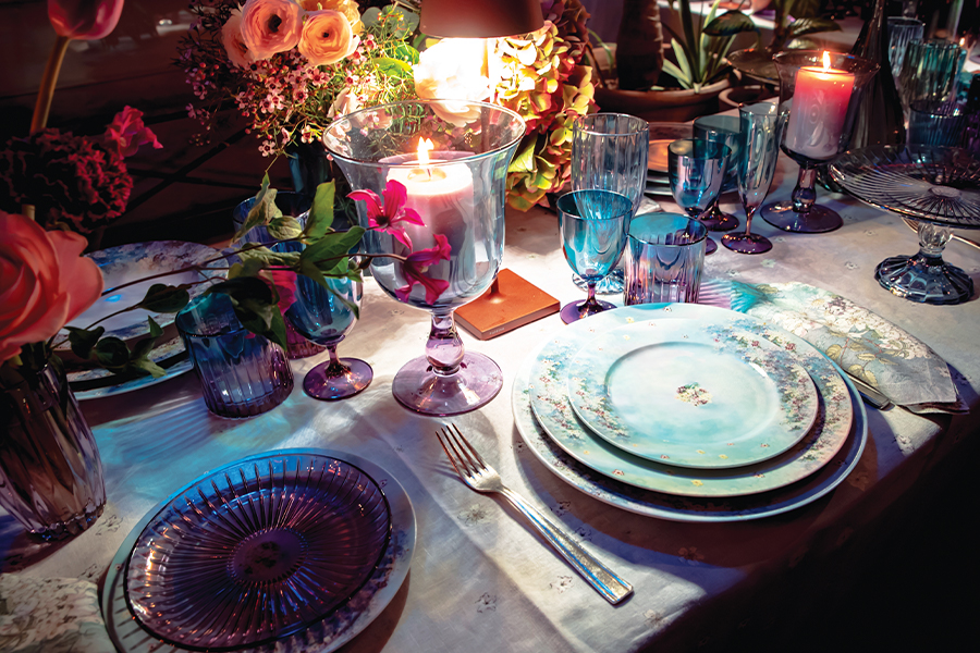 Set a romantic table - WAG MAGAZINE